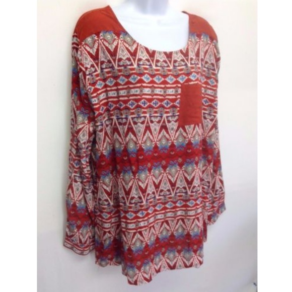 Toomi | Tops | Toomi Tunic Classic Neck Pocket Button Back | Poshmark